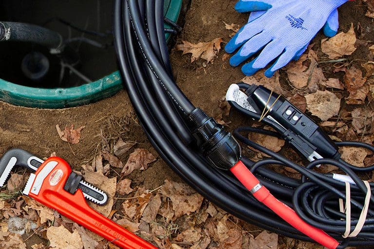 Pipe Heat Tracing | Trace Heating | Heat-Line